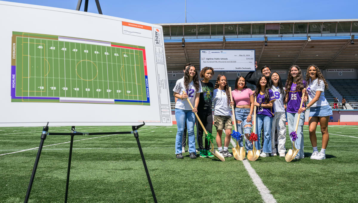 Highline's Memorial Stadium scores $250,000 grant from Seattle Seahawks ...